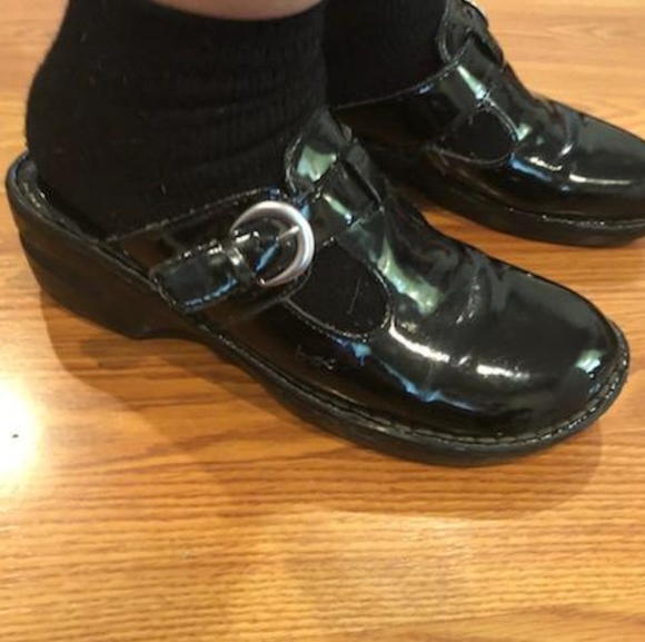 boc | Shoes | Boc Black Patent Leather Nurse Shoes Clogs | Poshmark